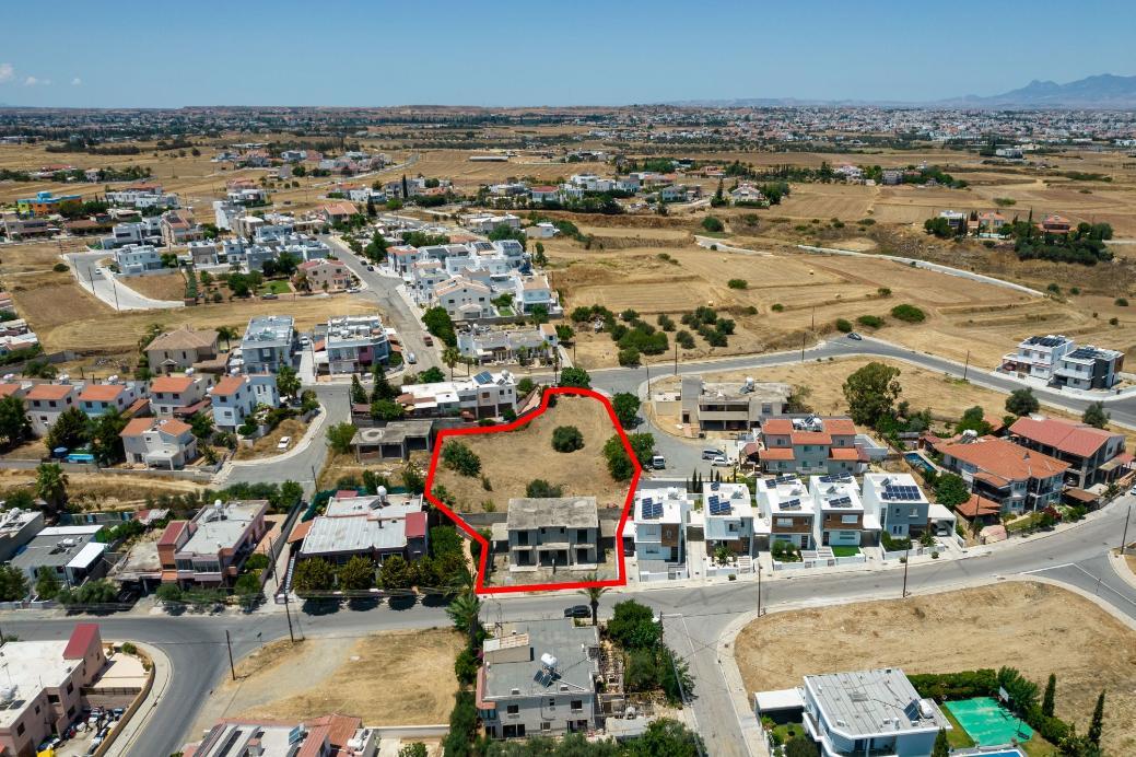 Share of incomplete residential development in Tseri, Nicosia, 8372 ...