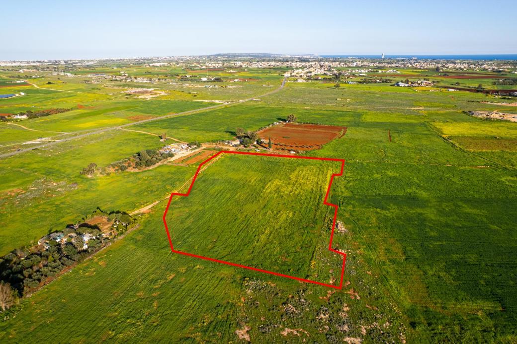 Shared agricultural field in Avgorou, Famagusta, 8879: GoGordian